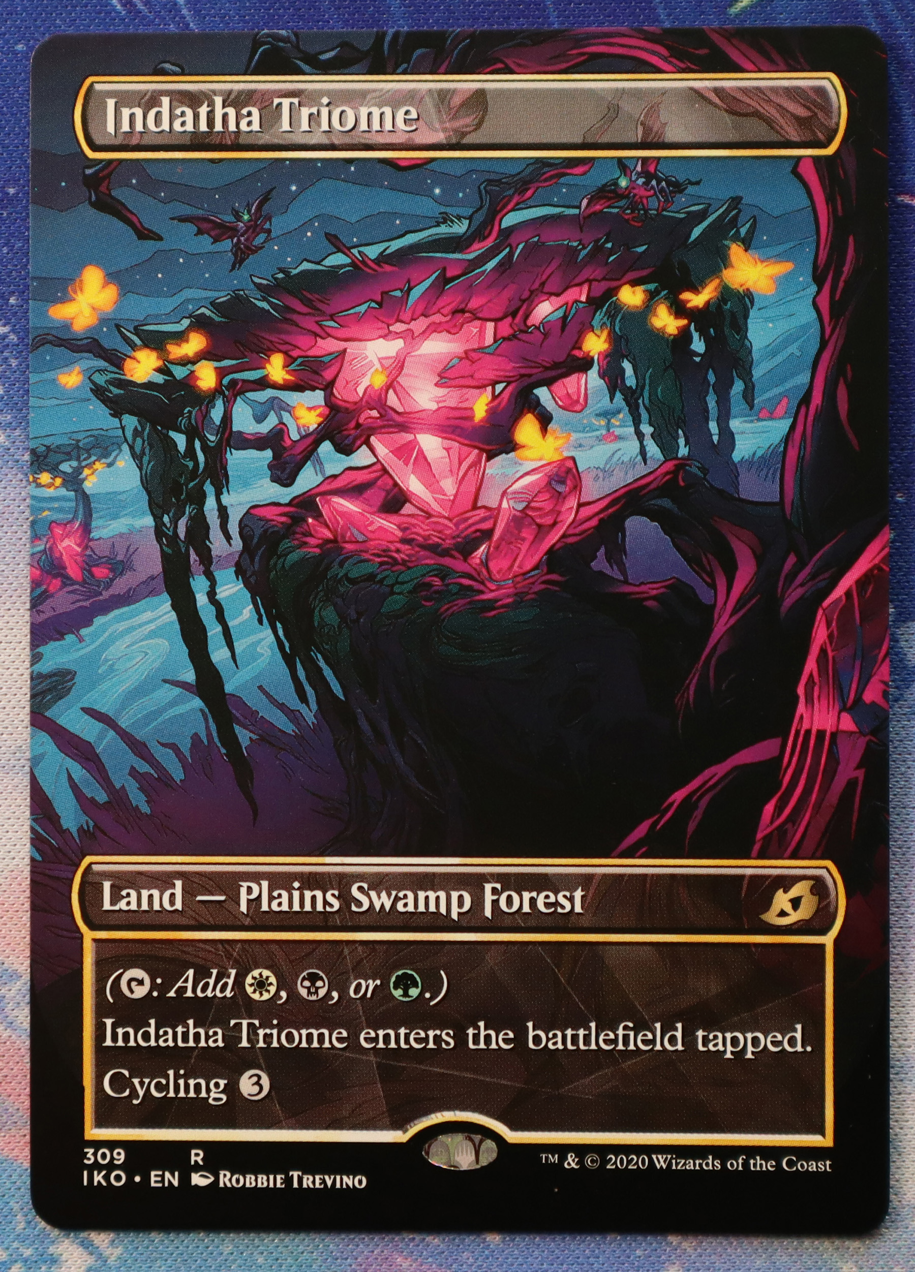 Indatha Triome Full Art Ikoria: Lair of Behemoths (IKO) hologram – Usea ...